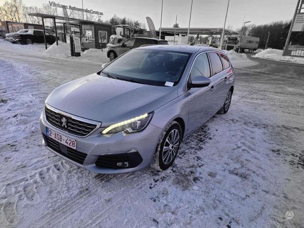 Grey Peugeot 308 2021 in Vilnius, with an engine capacity of 1.50 L and mileage of 183 thousand km for 9100 €, photo 6 on AUTOMOTO.COM.LV