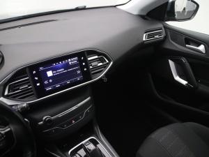 Pelēks Peugeot 308 2021 Viļņa, ar dzinēja tilpumu 1.50 L un nobraukumu 196 tūkst. km par 10799 €, foto 21 vietnē AUTOMOTO.COM.LV