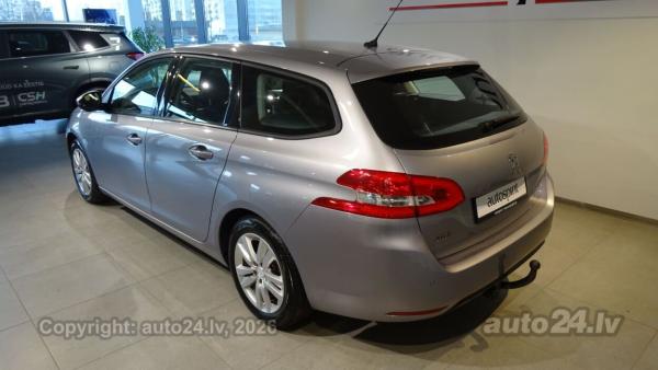 Grey Peugeot 308 2021 in Tallinn, with an engine capacity of 1.20 L and mileage of 132 thousand km for 11500 €, photo 3 on AUTOMOTO.COM.LV