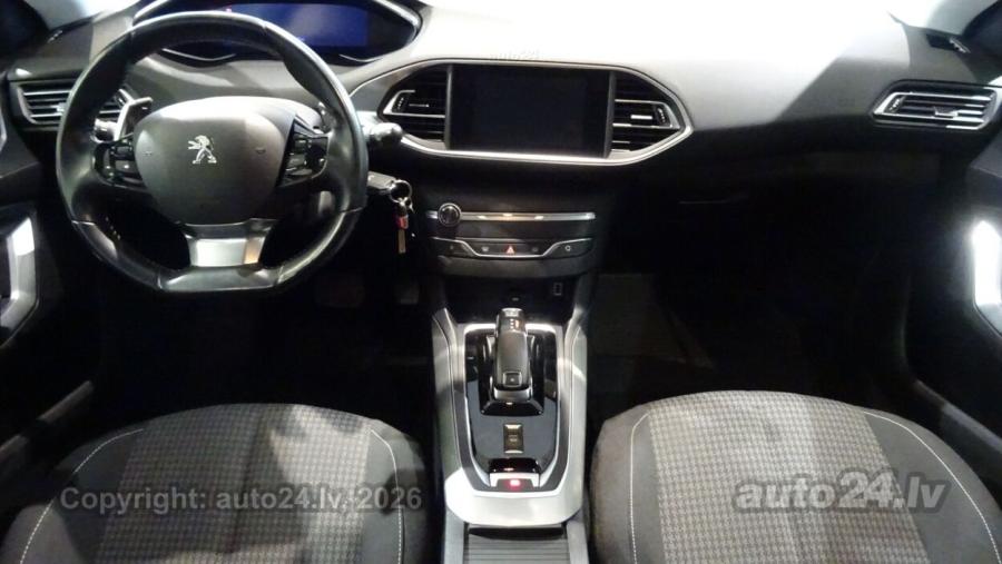 Pelēks Peugeot 308 2021 Tallina, ar dzinēja tilpumu 1.20 L un nobraukumu 132 tūkst. km par 11500 €, foto 8 vietnē AUTOMOTO.COM.LV
