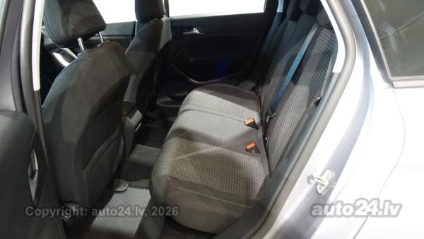 Grey Peugeot 308 2021 in Tallinn, with an engine capacity of 1.20 L and mileage of 132 thousand km for 11500 €, photo 11 on AUTOMOTO.COM.LV