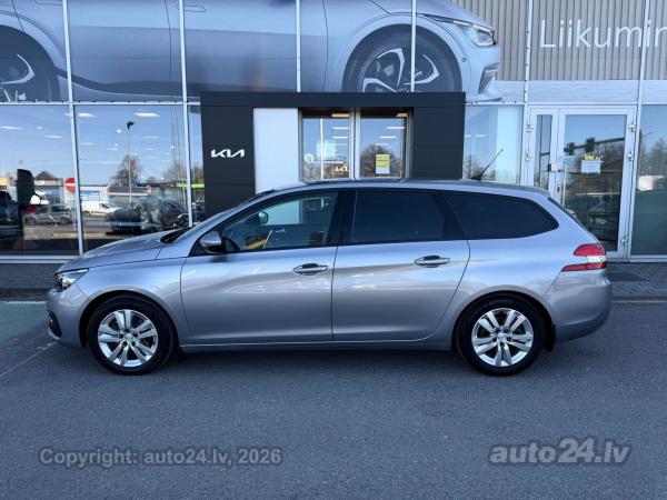 Grey Peugeot 308 2021 in Tallinn, with an engine capacity of 1.50 L and mileage of 89 thousand km for 10900 €, photo 2 on AUTOMOTO.COM.LV