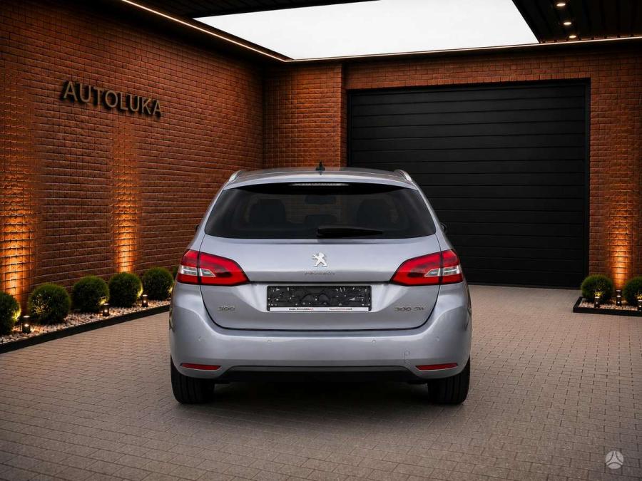 Grey Peugeot 308 2021 in Marijampole, with an engine capacity of 1.50 L and mileage of 168 thousand km for 10527 €, photo 7 on AUTOMOTO.COM.LV