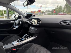 Pelēks Peugeot 308 2021 Tallina, ar dzinēja tilpumu 1.50 L un nobraukumu 108 tūkst. km par 10900 €, foto 5 vietnē AUTOMOTO.COM.LV