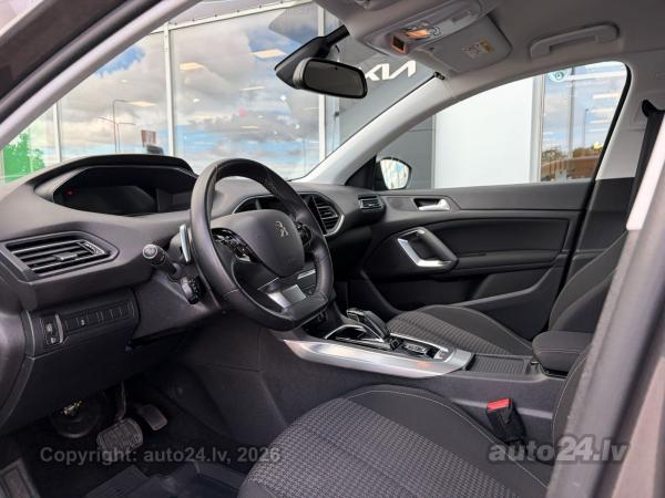Pelēks Peugeot 308 2021 Tallina, ar dzinēja tilpumu 1.50 L un nobraukumu 108 tūkst. km par 10900 €, foto 7 vietnē AUTOMOTO.COM.LV