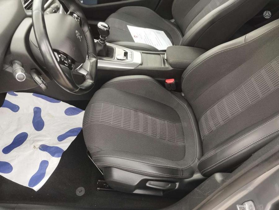 Grey Peugeot 308 2021 in Taurage, with an engine capacity of 1.50 L and mileage of 245 thousand km for 6600 €, photo 12 on AUTOMOTO.COM.LV