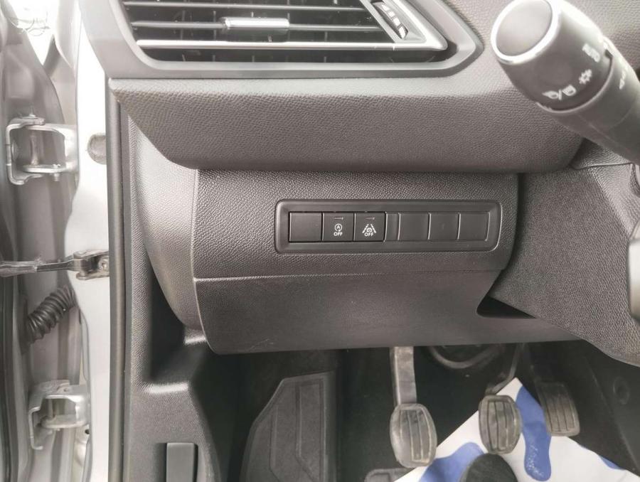 Grey Peugeot 308 2021 in Taurage, with an engine capacity of 1.50 L and mileage of 245 thousand km for 6600 €, photo 14 on AUTOMOTO.COM.LV