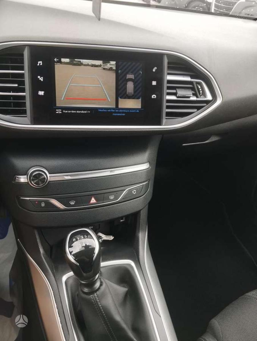 Grey Peugeot 308 2021 in Taurage, with an engine capacity of 1.50 L and mileage of 245 thousand km for 6600 €, photo 15 on AUTOMOTO.COM.LV