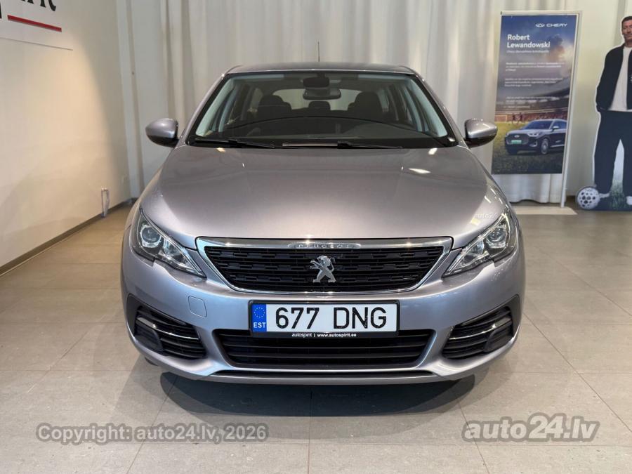 Grey Peugeot 308 2021 in Tallinn, with an engine capacity of 1.20 L and mileage of 123 thousand km for 11990 €, photo 3 on AUTOMOTO.COM.LV