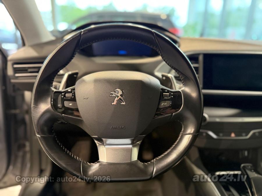 Grey Peugeot 308 2021 in Tallinn, with an engine capacity of 1.20 L and mileage of 123 thousand km for 11990 €, photo 10 on AUTOMOTO.COM.LV