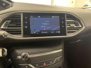 Grey Peugeot 308 2021 in Marijampole, with an engine capacity of 1.50 L and mileage of 169 thousand km for 6776 €, photo 13 on AUTOMOTO.COM.LV