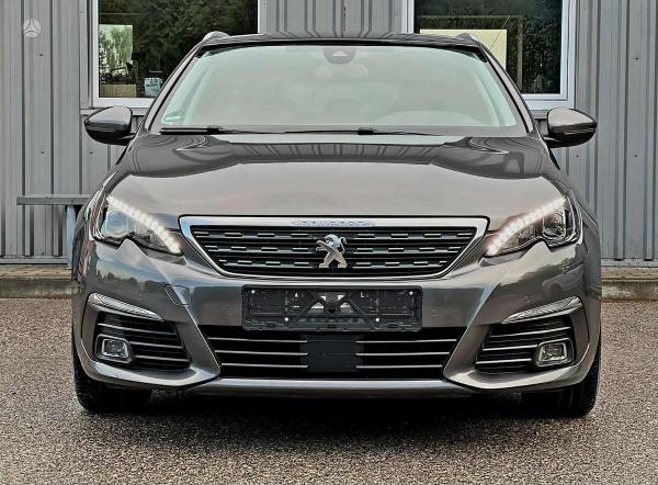 Pelēks Peugeot 308 2021 Utena, ar dzinēja tilpumu 1.20 L un nobraukumu 147 tūkst. km par 9500 €, foto 8 vietnē AUTOMOTO.COM.LV