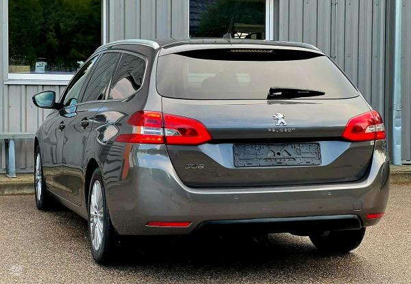 Pelēks Peugeot 308 2021 Utena, ar dzinēja tilpumu 1.20 L un nobraukumu 147 tūkst. km par 9500 €, foto 11 vietnē AUTOMOTO.COM.LV