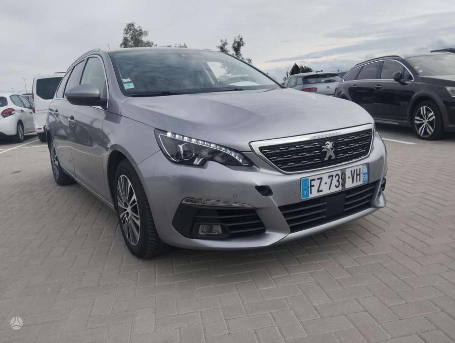 Серый Пежо 308 2021 в Таураге, объемом двигателя 1.50 л и пробегом 140 тыс. км за 6400 €, фото 3 на AUTOMOTO.COM.LV