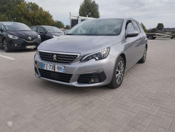 Grey Peugeot 308 2021 in Taurage, with an engine capacity of 1.50 L and mileage of 145 thousand km for 6200 €, photo 1 on AUTOMOTO.COM.LV