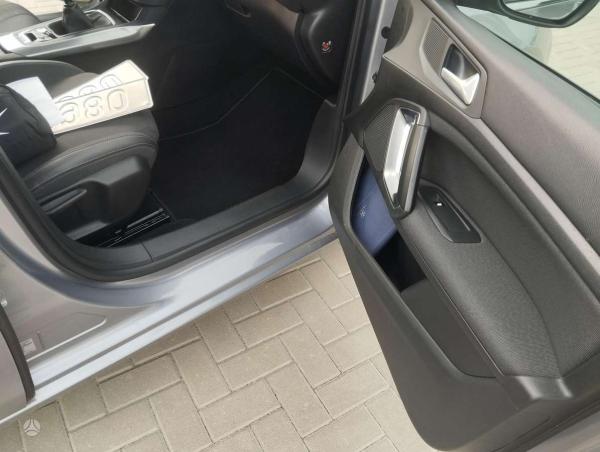 Grey Peugeot 308 2021 in Taurage, with an engine capacity of 1.50 L and mileage of 145 thousand km for 6200 €, photo 8 on AUTOMOTO.COM.LV