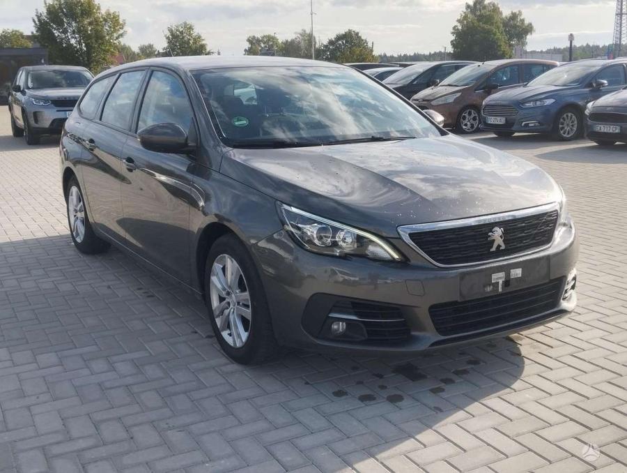 Pelēks Peugeot 308 2021 Tauragė, ar dzinēja tilpumu 1.50 L un nobraukumu 137 tūkst. km par 6000 €, foto 3 vietnē AUTOMOTO.COM.LV
