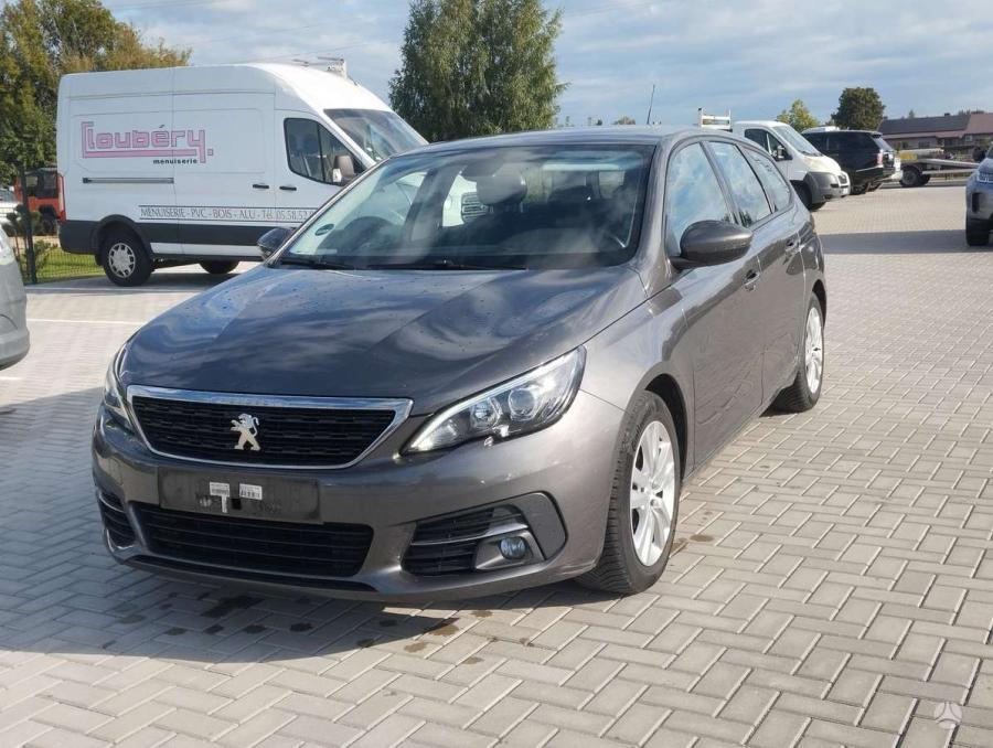 Pelēks Peugeot 308 2021 Tauragė, ar dzinēja tilpumu 1.50 L un nobraukumu 137 tūkst. km par 6000 €, foto 4 vietnē AUTOMOTO.COM.LV