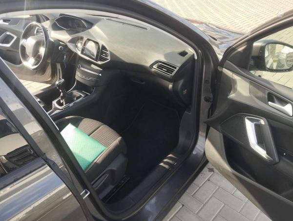 Grey Peugeot 308 2021 in Taurage, with an engine capacity of 1.50 L and mileage of 137 thousand km for 6000 €, photo 10 on AUTOMOTO.COM.LV
