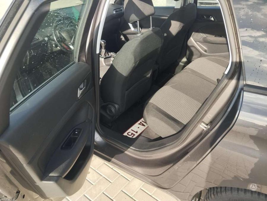 Pelēks Peugeot 308 2021 Tauragė, ar dzinēja tilpumu 1.50 L un nobraukumu 137 tūkst. km par 6000 €, foto 13 vietnē AUTOMOTO.COM.LV