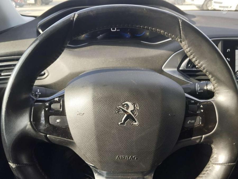 Pelēks Peugeot 308 2021 Tauragė, ar dzinēja tilpumu 1.50 L un nobraukumu 137 tūkst. km par 6000 €, foto 15 vietnē AUTOMOTO.COM.LV