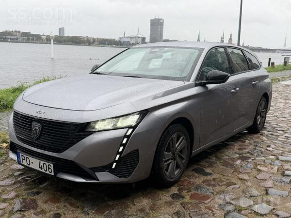 Pelēks Peugeot 308 2021 Saldus, ar dzinēja tilpumu 1.20 L un nobraukumu 138 tūkst. km par 14600 €, foto 3 vietnē AUTOMOTO.COM.LV