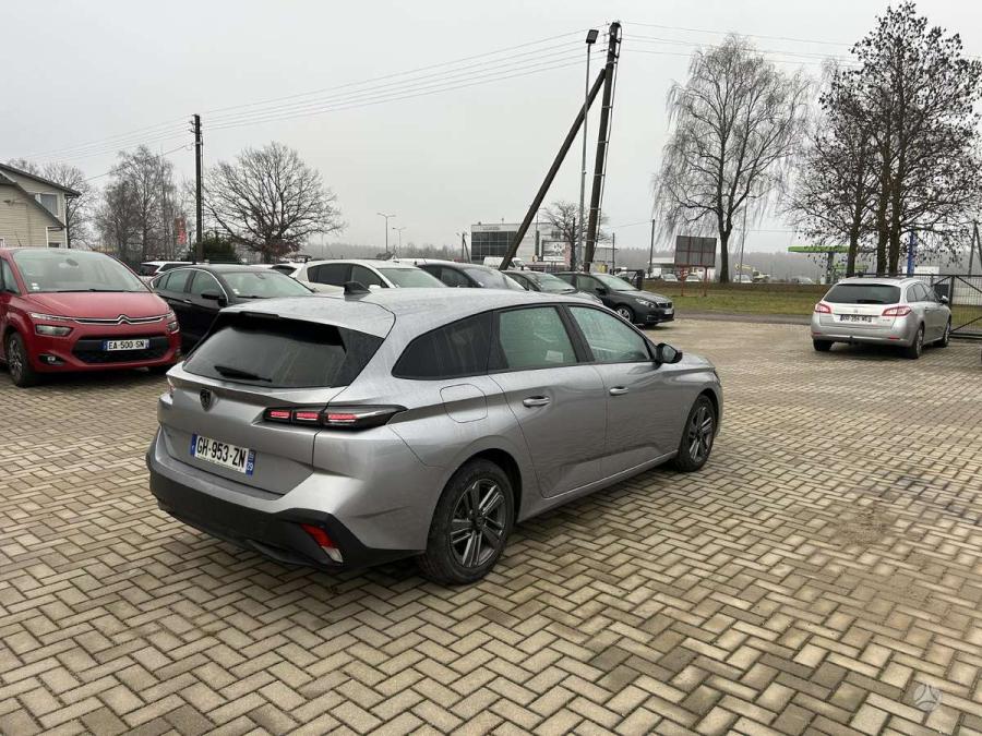 Grey Peugeot 308 2022 in Taurage, with an engine capacity of 1.50 L and mileage of 155 thousand km for 13794 €, photo 4 on AUTOMOTO.COM.LV
