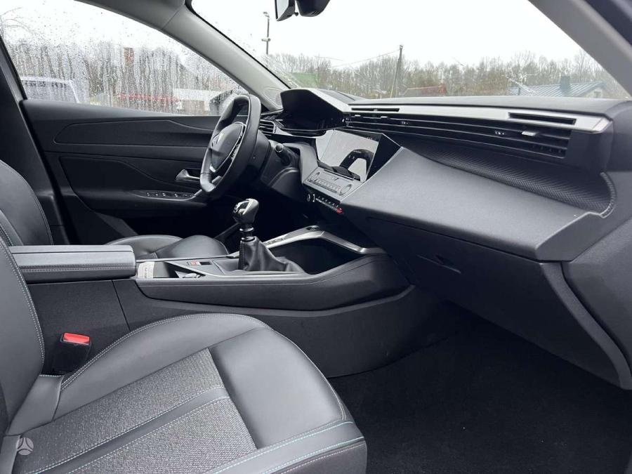 Pelēks Peugeot 308 2022 Kauņa, ar dzinēja tilpumu 1.50 L un nobraukumu 186 tūkst. km par 12800 €, foto 13 vietnē AUTOMOTO.COM.LV