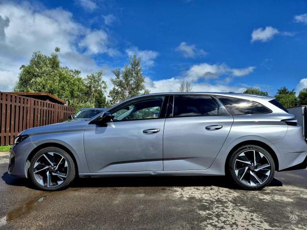 Grey Peugeot 308 2022 in Vilnius, with an engine capacity of 1.50 L and mileage of 178 thousand km for 12500 €, photo 3 on AUTOMOTO.COM.LV