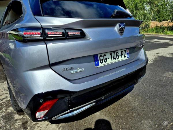 Grey Peugeot 308 2022 in Vilnius, with an engine capacity of 1.50 L and mileage of 178 thousand km for 12500 €, photo 6 on AUTOMOTO.COM.LV