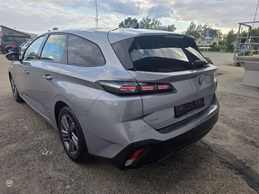 Pelēks Peugeot 308 2022 Marijampole, ar dzinēja tilpumu 1.50 L un nobraukumu 151 tūkst. km par 12099 €, foto 8 vietnē AUTOMOTO.COM.LV