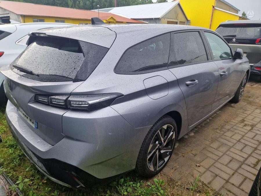 Pelēks Peugeot 308 2022 Kauņa, ar dzinēja tilpumu 1.20 L un nobraukumu 142 tūkst. km par 11300 €, foto 4 vietnē AUTOMOTO.COM.LV