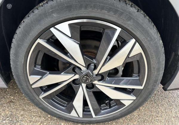 Pelēks Peugeot 308 2022 Viļņa, ar dzinēja tilpumu 1.50 L un nobraukumu 148 tūkst. km par 12099 €, foto 9 vietnē AUTOMOTO.COM.LV