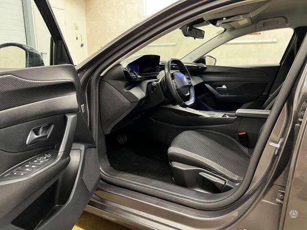 Pelēks Peugeot 308 2022 Marijampole, ar dzinēja tilpumu 1.50 L un nobraukumu 155 tūkst. km par 12221 €, foto 7 vietnē AUTOMOTO.COM.LV