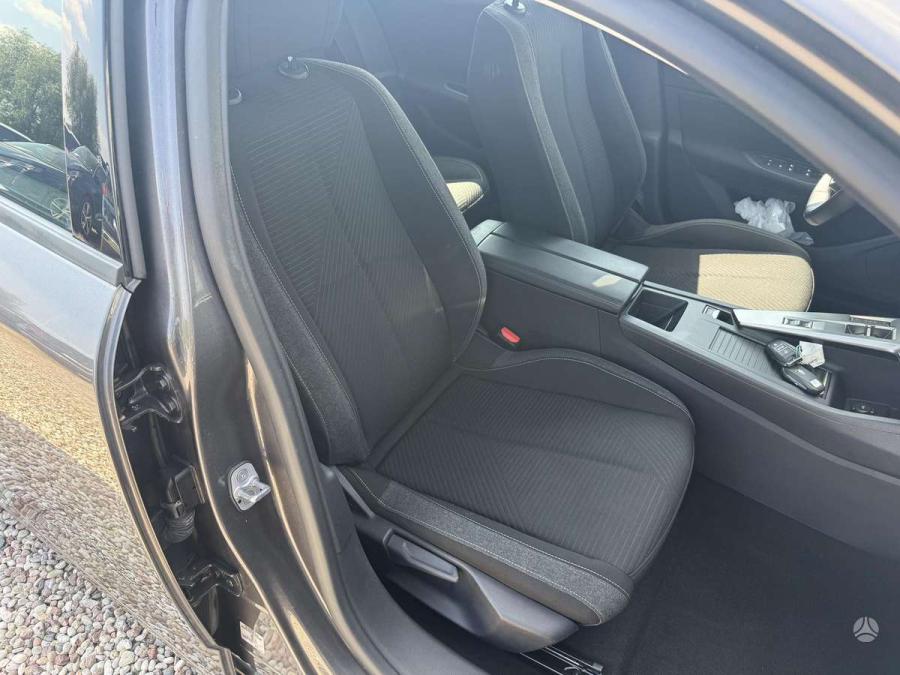 Pelēks Peugeot 308 2022 Marijampole, ar dzinēja tilpumu 1.50 L un nobraukumu 163 tūkst. km par 11731 €, foto 14 vietnē AUTOMOTO.COM.LV