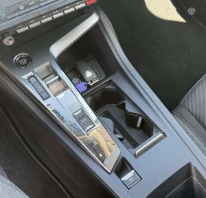 Grey Peugeot 308 2022 in Taurage, with an engine capacity of 1.20 L and mileage of 135 thousand km for 9600 €, photo 43 on AUTOMOTO.COM.LV