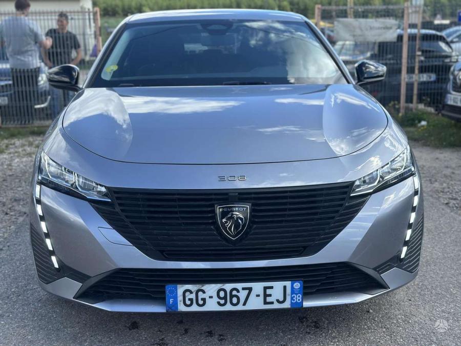 Grey Peugeot 308 2022 in Vilnius, with an engine capacity of 1.50 L and mileage of 165 thousand km for 12462 €, photo 3 on AUTOMOTO.COM.LV