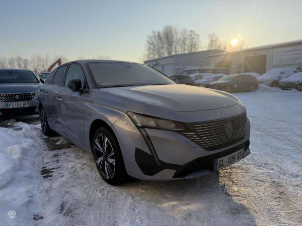 Grey Peugeot 308 2023 in Kaunas, with an engine capacity of 1.20 L and mileage of 150 thousand km for 13673 €, photo 3 on AUTOMOTO.COM.LV