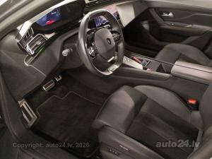 Grey Peugeot 308 2023 in Tallinn, with an engine capacity of 1.50 L and mileage of 67 thousand km for 22990 €, photo 4 on AUTOMOTO.COM.LV
