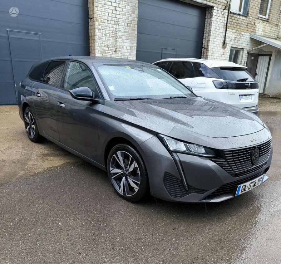 Grey Peugeot 308 2023 in Marijampole, with an engine capacity of 1.20 L and mileage of 148 thousand km for 11199 €, photo 3 on AUTOMOTO.COM.LV