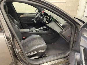 Grey Peugeot 308 2023 in Marijampole, with an engine capacity of 1.50 L and mileage of 174 thousand km for 14762 €, photo 10 on AUTOMOTO.COM.LV