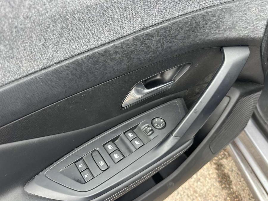 Pelēks Peugeot 308 2023 Viļņa, ar dzinēja tilpumu 1.20 L un nobraukumu 184 tūkst. km par 12099 €, foto 20 vietnē AUTOMOTO.COM.LV