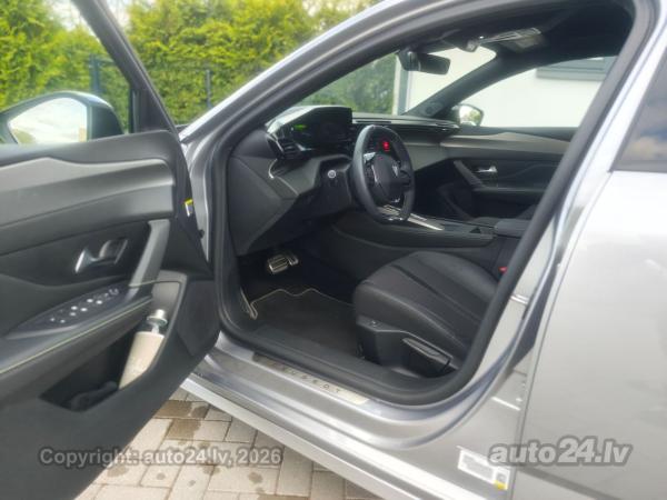 Pelēks Peugeot 308 2024 Tallina, ar dzinēja tilpumu 1.50 L un nobraukumu 27 tūkst. km par 25000 €, foto 10 vietnē AUTOMOTO.COM.LV
