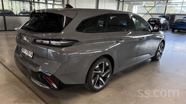 Pelēks Peugeot 308 2024 Rīga, ar dzinēja tilpumu 1.20 L un nobraukumu 40 tūkst. km par 23500 €, foto 4 vietnē AUTOMOTO.COM.LV