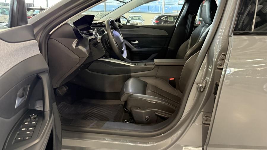 Pelēks Peugeot 308 2024 Rīga, ar dzinēja tilpumu 1.20 L un nobraukumu 40 tūkst. km par 2350000 €, foto 10 vietnē AUTOMOTO.COM.LV