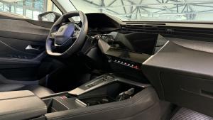 Pelēks Peugeot 308 2024 Rīga, ar dzinēja tilpumu 1.20 L un nobraukumu 40 tūkst. km par 2350000 €, foto 15 vietnē AUTOMOTO.COM.LV