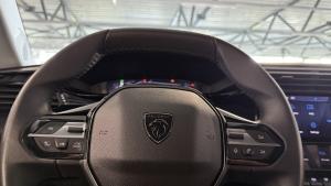 Pelēks Peugeot 308 2024 Rīga, ar dzinēja tilpumu 1.20 L un nobraukumu 40 tūkst. km par 2350000 €, foto 18 vietnē AUTOMOTO.COM.LV