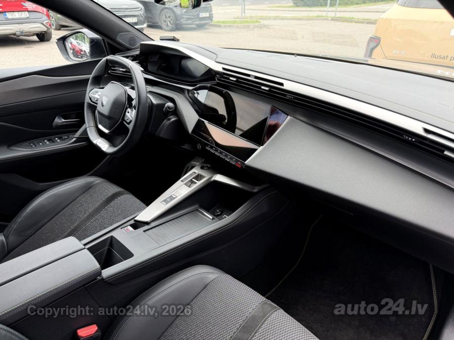 Grey Peugeot 308 2024 in Tallinn, with an engine capacity of 1.50 L and mileage of 27 thousand km for 24900 €, photo 5 on AUTOMOTO.COM.LV