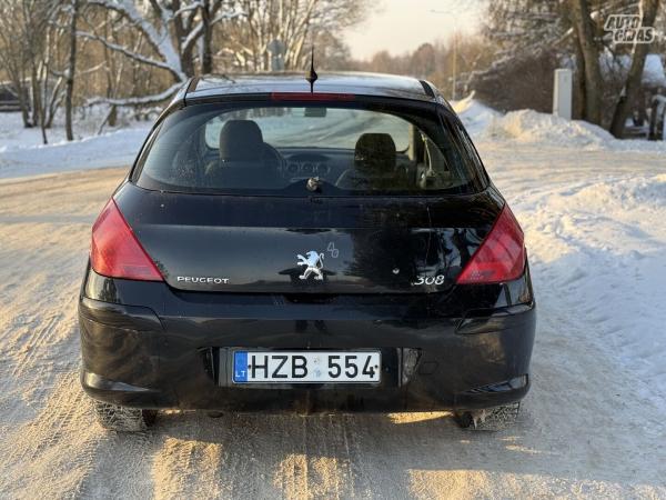 Peugeot 308 2008 in Moletai, with an engine capacity of 1.60 L and mileage of 300 thousand km for 700 €, photo 4 on AUTOMOTO.COM.LV