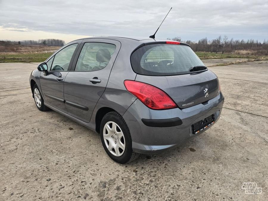 Peugeot 308 2008 Viļņa, ar dzinēja tilpumu 1.40 L un nobraukumu 171 tūkst. km par 1999 €, foto 8 vietnē AUTOMOTO.COM.LV